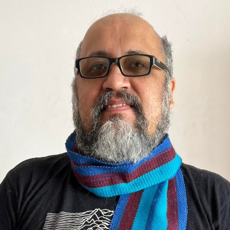 Ivan Mejia fabela (koffer) | TheDropTimes